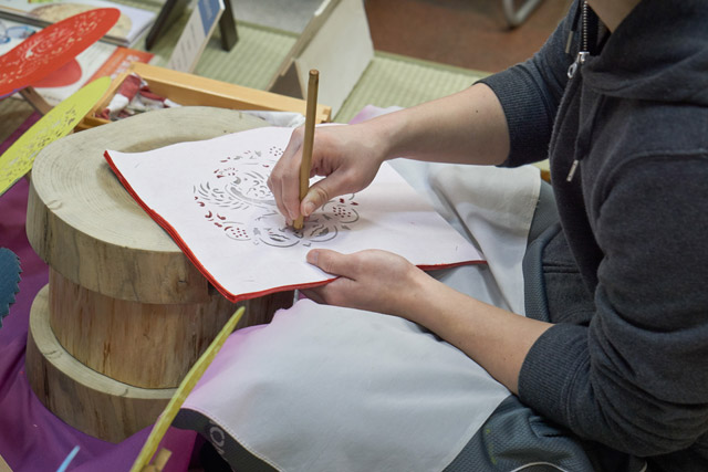 Artisans of Nara: Nara Uchiwa | Japan Travel by NAVITIME - Japan Travel ...