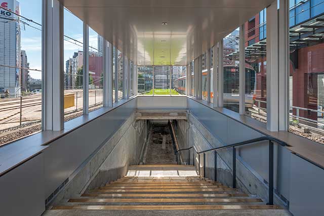 Old Manseibashi Station and mAAch ecute Kanda Manseibashi | Japan ...