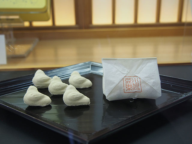 Wallet-friendly! Kamakura Komachi-dori Street [The Best 5 Snap-up ...