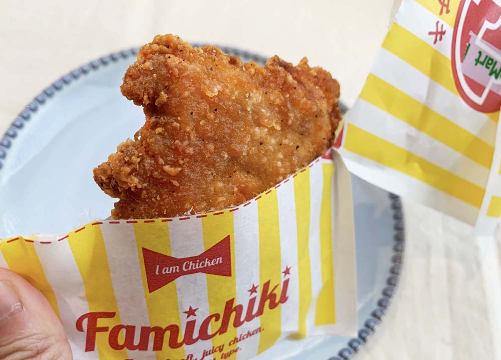 22 insanely tasty Japanese snacks you can get at convenience stores ...