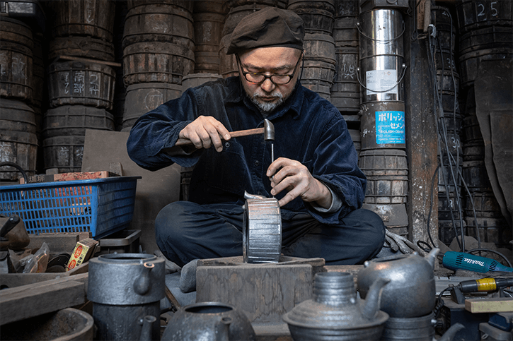 Nanbu Tekki – Iwate’s Iconic Japanese Tea Pots | Japan Travel by ...