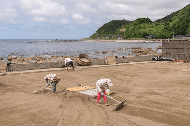 In Oku-Noto, locals still make salt the old way—using sea, sun and fire ...