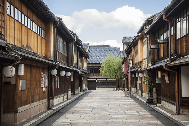 Dine like a samurai lord at this authentic geisha teahouse in Kanazawa ...