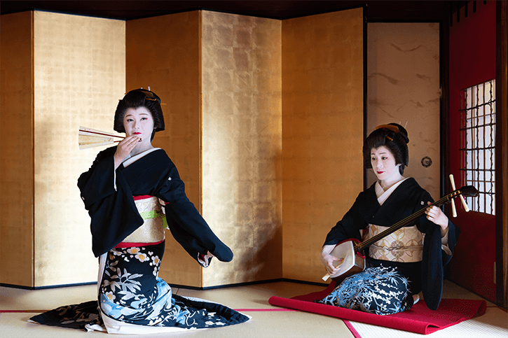 Dine like a samurai lord at this authentic geisha teahouse in Kanazawa | Japan Travel by ...