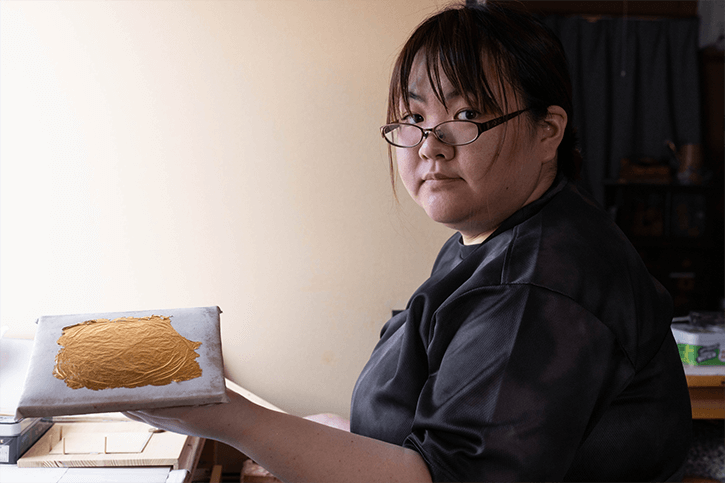 Goldbeating: The hardcore pummeling at the heart of Kanazawa gold leaf ...