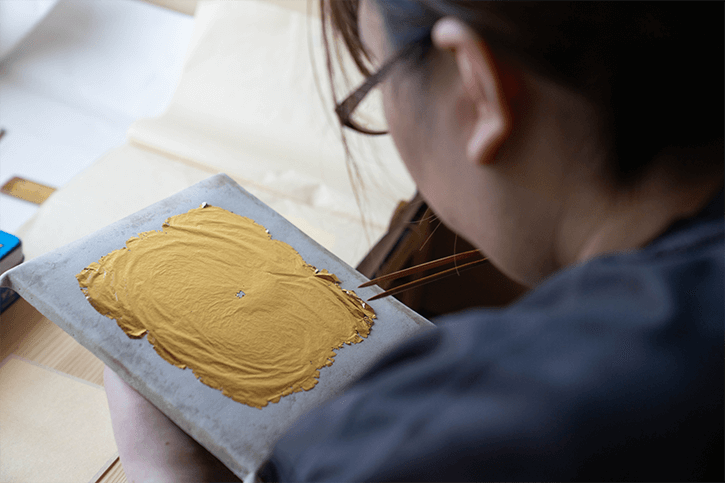 Goldbeating: The hardcore pummeling at the heart of Kanazawa gold leaf ...