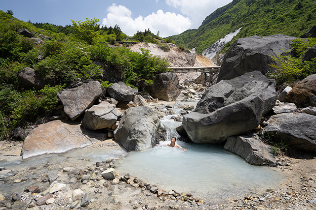 Extreme Onsen: The Ultimate Open-Air Hot Spring | Japan Travel by NAVITIME - Japan Travel Guides ...