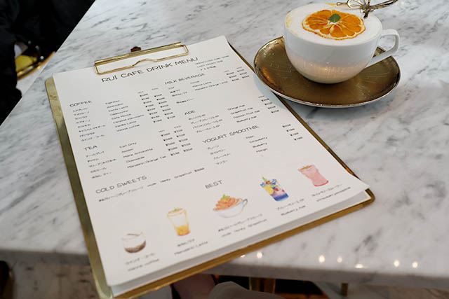 渋谷カフェ】話題の「サロン ド ルイ ジュエリー カフェ（Rui Cafe）」で最強インスタ映え！ | NAVITIME Travel