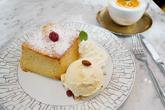 渋谷カフェ】話題の「サロン ド ルイ ジュエリー カフェ（Rui Cafe）」で最強インスタ映え！ | NAVITIME Travel