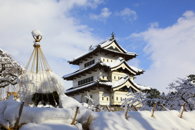 Discover Hirosaki Castle with the JR East Pass (Tohoku Area) | Japan ...