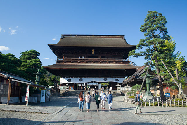 Zenko-ji Temple | Japan Travel by NAVITIME - Japan Travel Guides ...