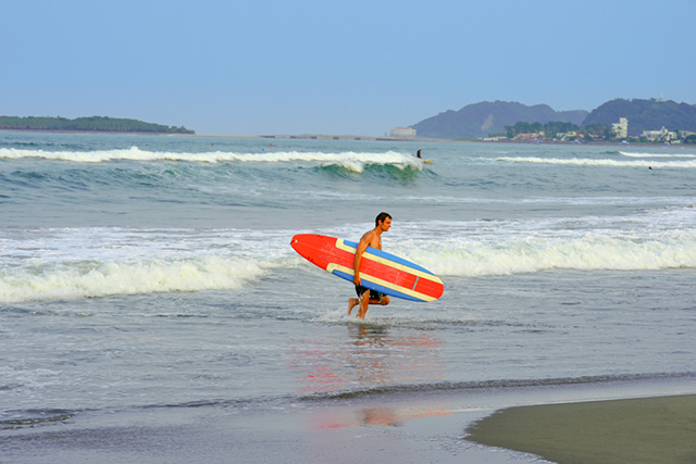 Surfing in Miyazaki | Japan Travel by NAVITIME - Japan Travel Guides ...