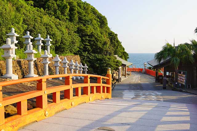 Udo Shrine | Japan Travel by NAVITIME - Japan Travel Guides, Transit ...