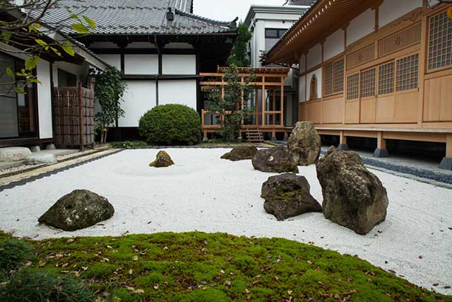 Rinnoji Temple | Japan Travel by NAVITIME - Japan Travel Guides ...
