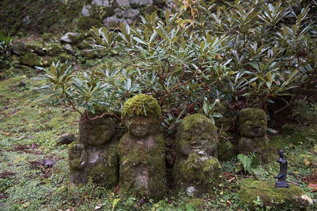 Sambutsu Temple at Mt. Mitoku | Japan Travel by NAVITIME - Japan Travel ...