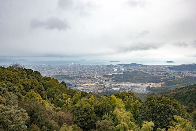 Stay at a Temple Along the Shikoku Pilgrimage | Japan Travel by ...