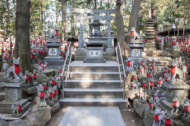 Toyokawa Inari Temple (Fox Temple) | Japan Travel by NAVITIME - Japan ...
