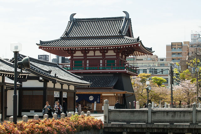 A Golden Pavilion for a Faithful Prince: Shitennoji Temple | Japan ...