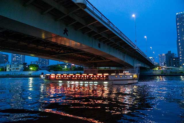 Riding Tokyo's Water Buses | Japan Travel by NAVITIME - Japan Travel ...