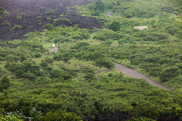 Mount Mihara of Izu Oshima | Japan Travel by NAVITIME - Japan Travel ...