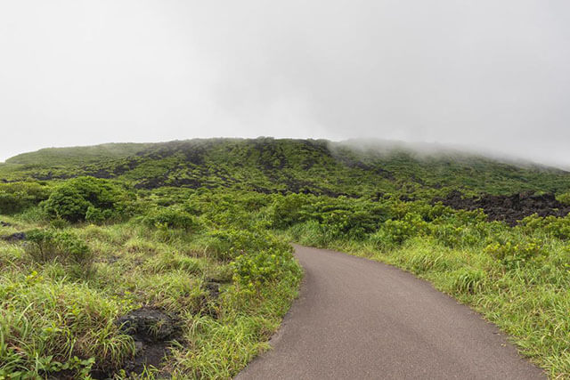Mount Mihara of Izu Oshima | Japan Travel by NAVITIME - Japan Travel ...